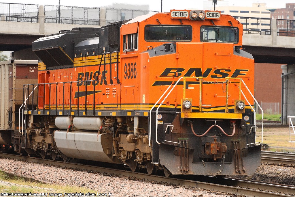 BNSF 9142 West